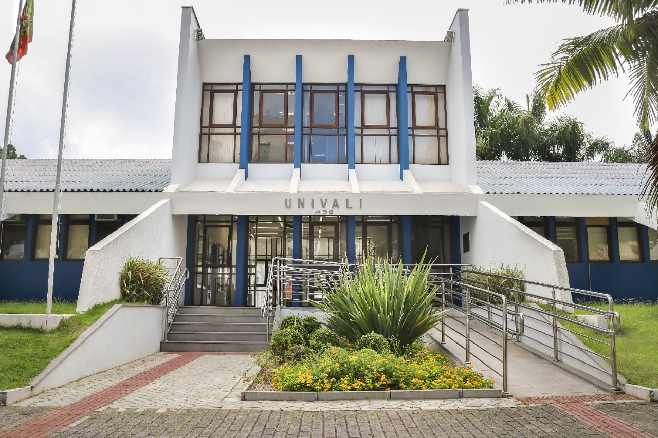 NOTA OFICIAL - Univali