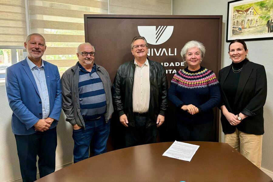 Univali e Fundação de Educação Profissional e Administração Pública de ...